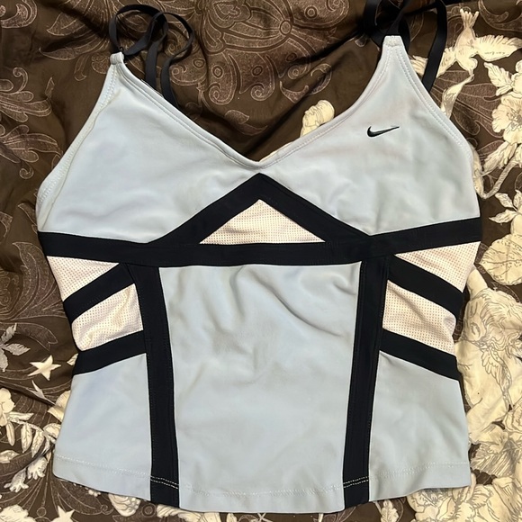 Nike | Tops | Vintage Nike Workout Top | Poshmark